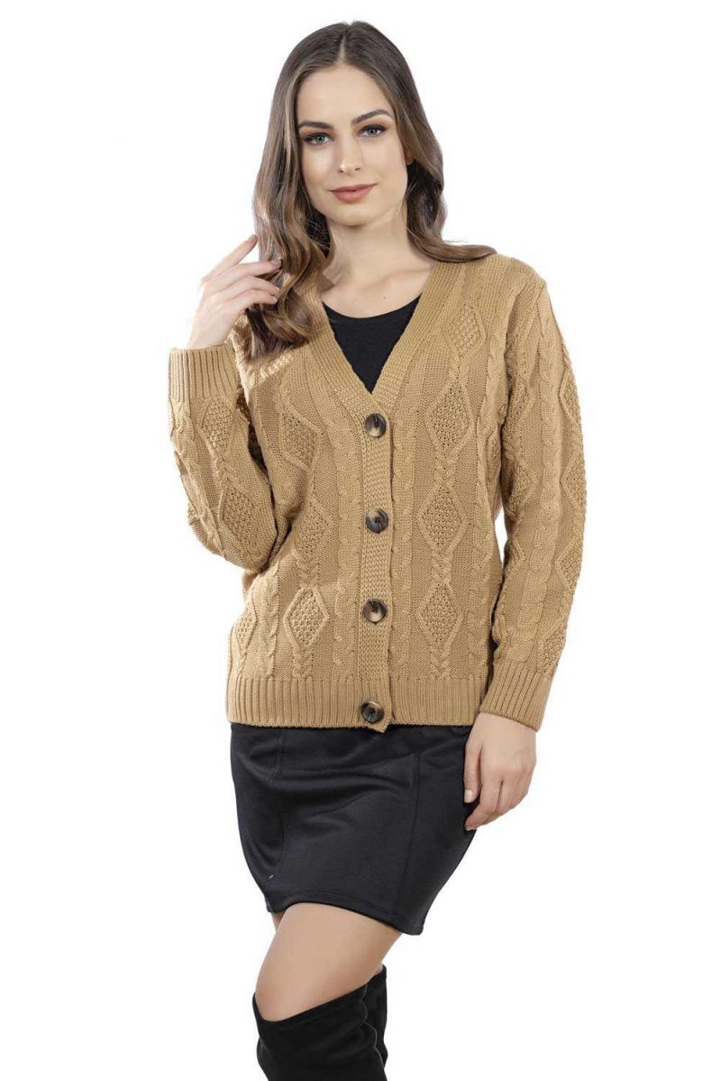 Suéter tejido con botón café. Modelo 119 | LOANA Sitio Mayoreo