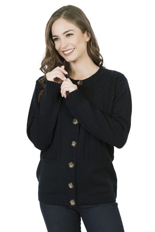 Sueter grueso de bolsas integradas con botones | LOANA Sitio Mayoreo